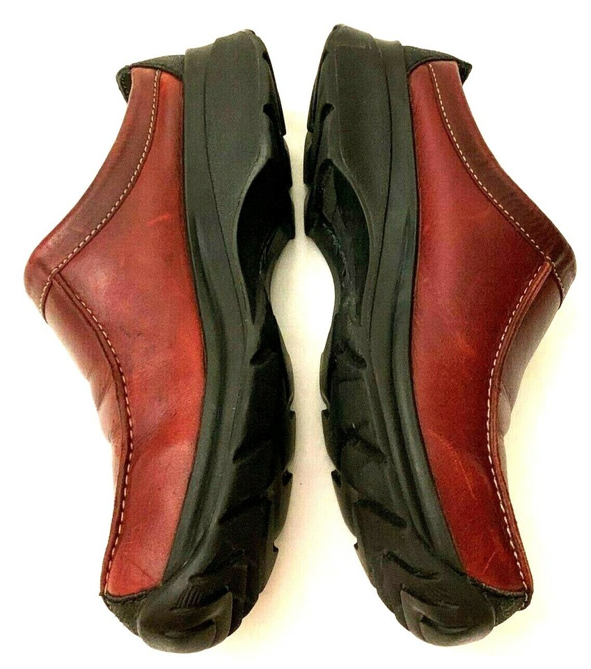 CLARKS wine red burgundy LEATHER clogs slides mules 7 1/2 M BEAUTIFUL ...