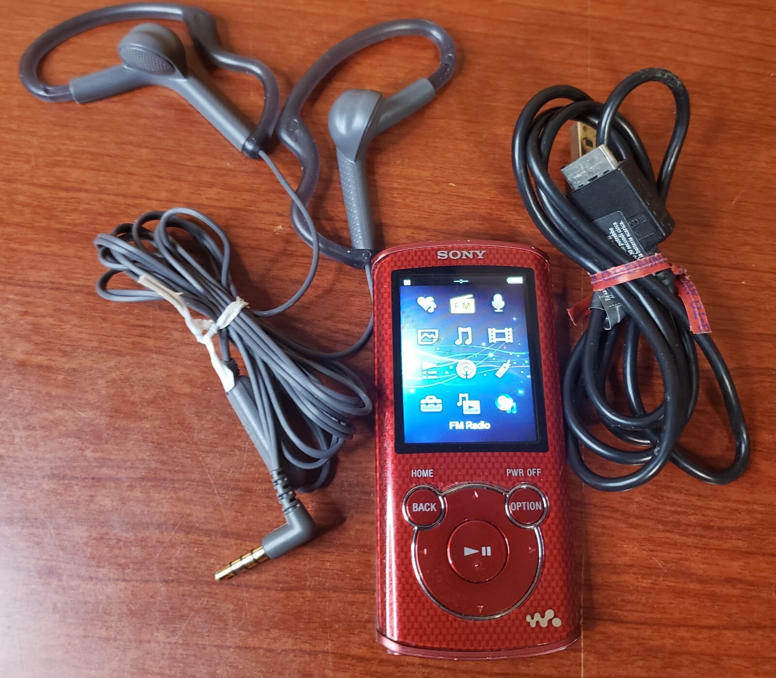 Sony Walkman NWZ-E463 Red (4 GB) Digital Media Player for sale online ...
