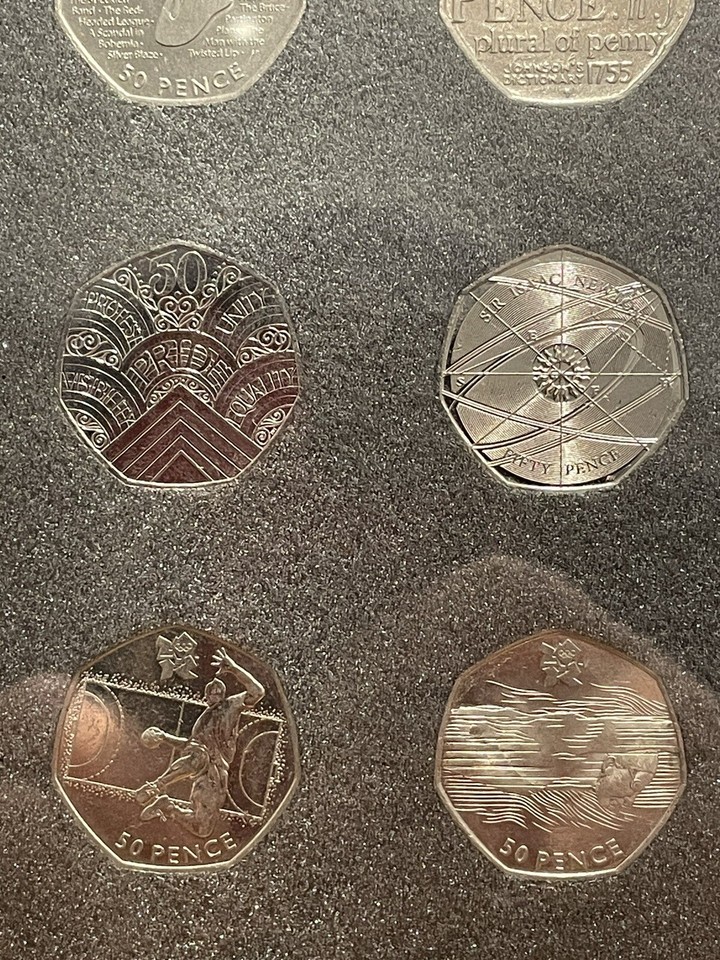 50p Display Frame Case UK Coins Wall hanging case for 35 Fifty Pence ...