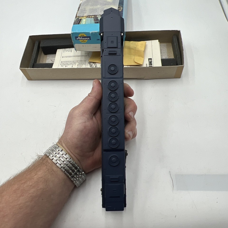 ATHEARN HO SCALE BALTIMORE & OHIO DD40 DUAL MOTOR DIESEL LOCOMOTIVE ...