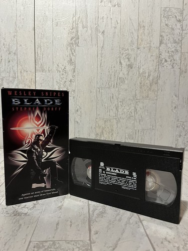 Blade VHS!!! (1998) Wesley Snipes!!! Vampires!!! Kris Kristofferson ...