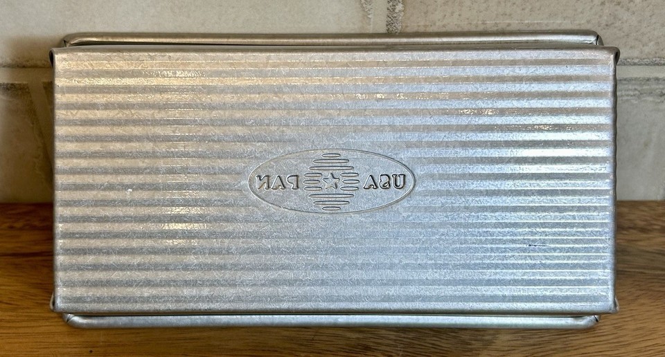 USA Pan Bakeware Loaf Pan 9x3.5x2.75 inch Nonstick & Quick EUC | eBay