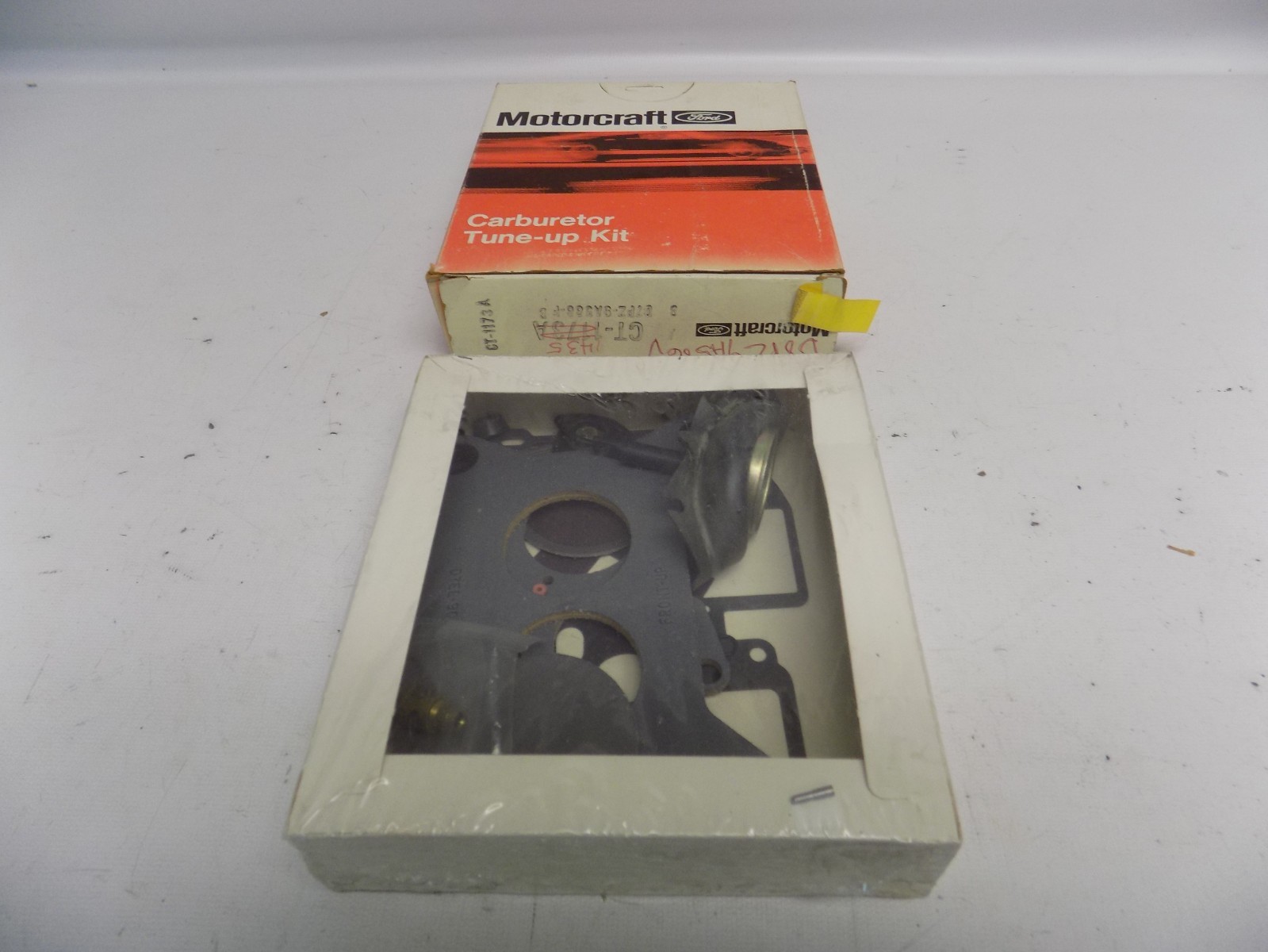 New OEM Ford Motorcraft Carburetor Repair Rebuild Kit Set D8PZ-9A586-V ...