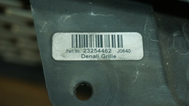 2014-2015 GMC Denali Sierra 1500 Upper Grille OEM 23254462 for sale ...
