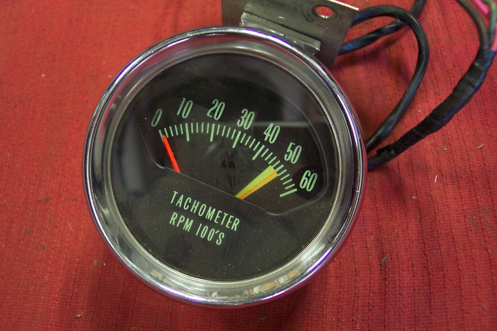 66 Chevy Chevelle , El Camino tachometer 5200 redline tach , knee ...