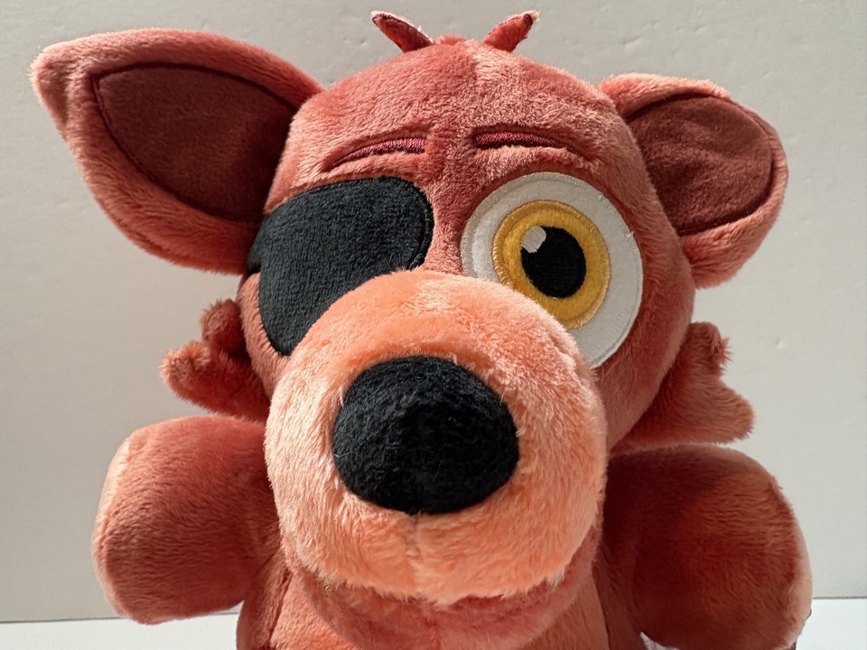 2025 FNAF Five Nights At Freddy's CLASSIC FOXY 8" Plush Glow in the ...