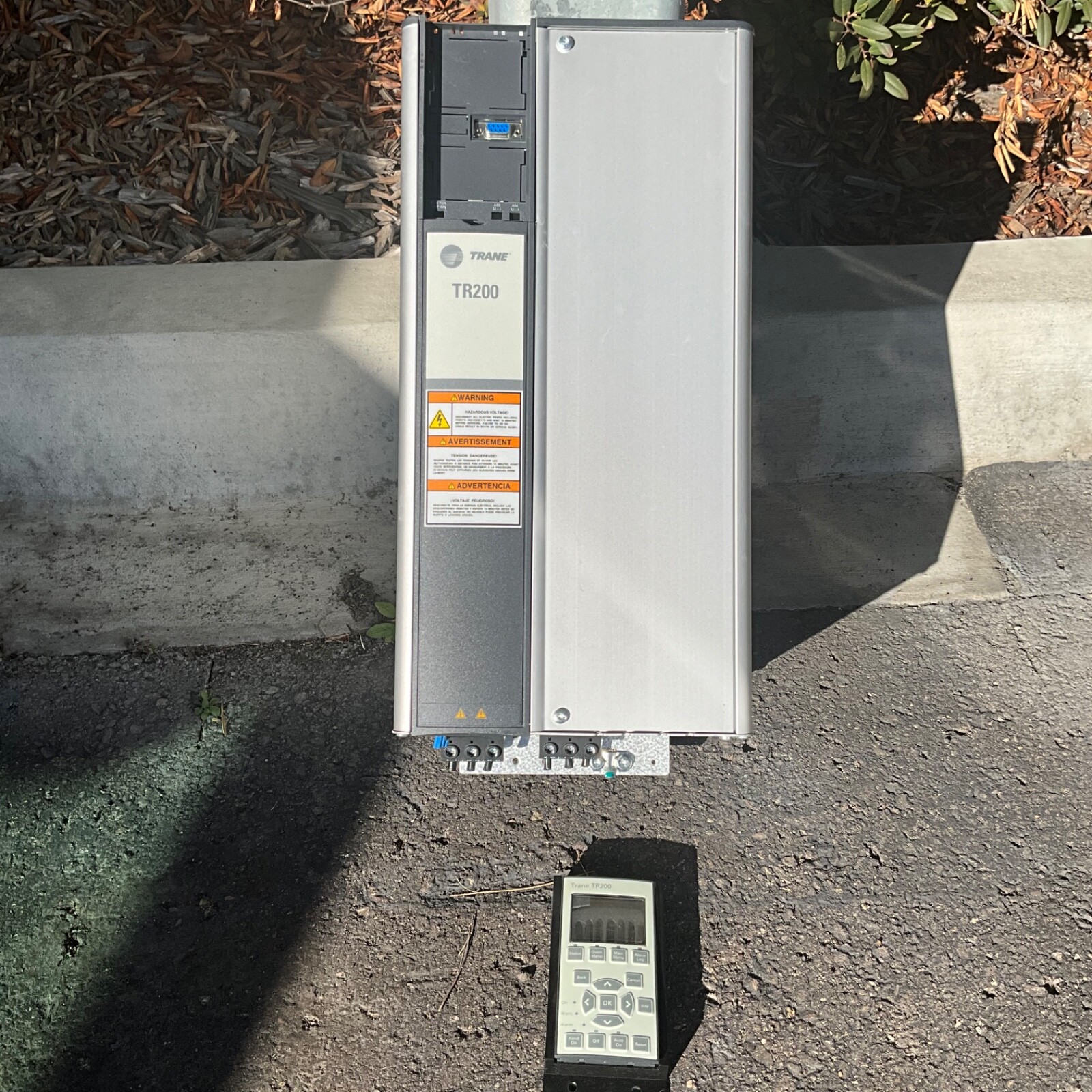 TRANE TR-200 VFD 30HP 22kW 460VAC 131L0922 TR-200P22KT | eBay