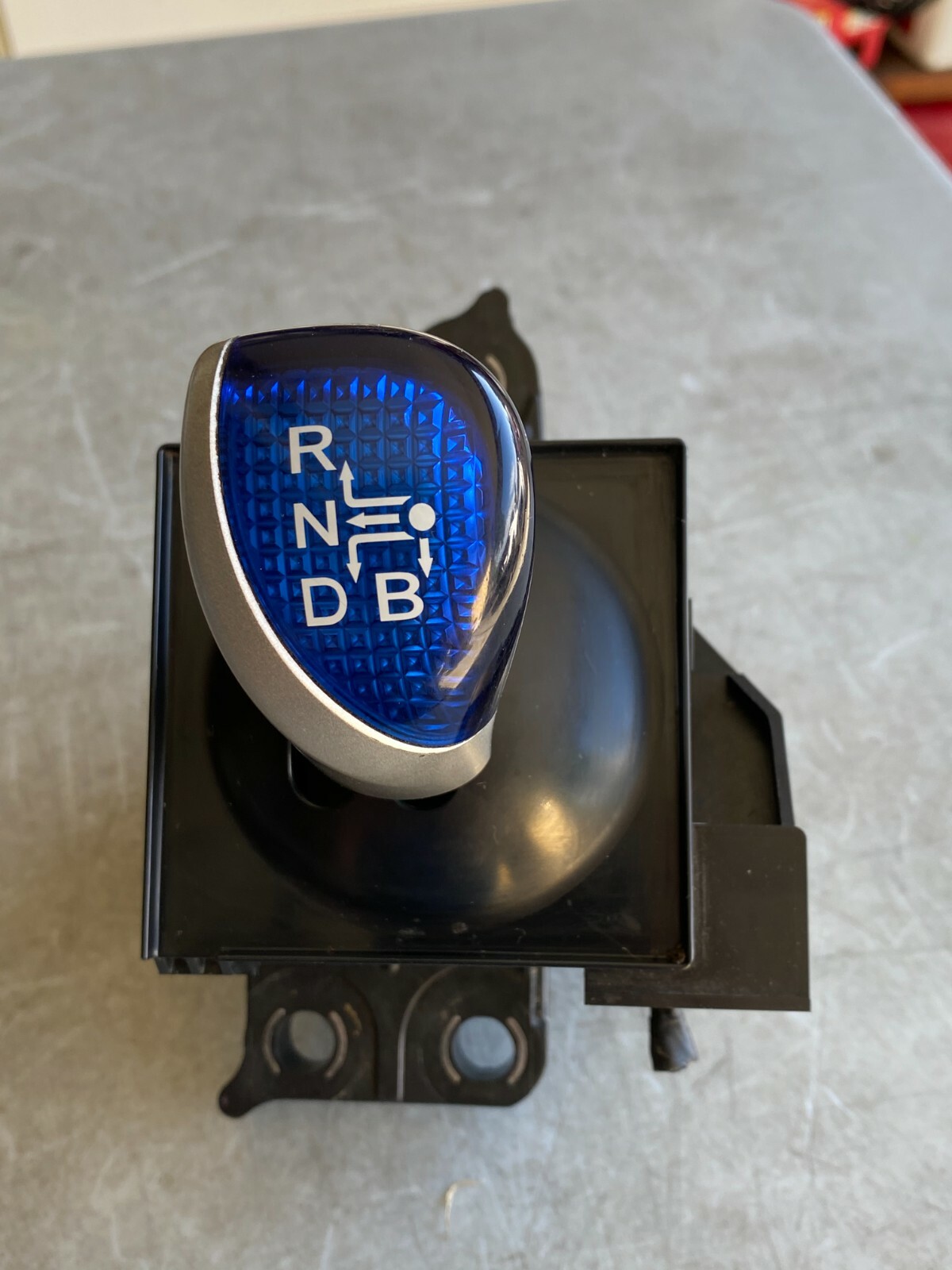 2010-2015 Toyota Prius Gear Selector Shifter 75C583 LHD | eBay