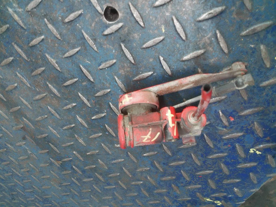 2012 MACK CXU613 HEIGHT CONTROL VALVE P/N: 5860450 | eBay