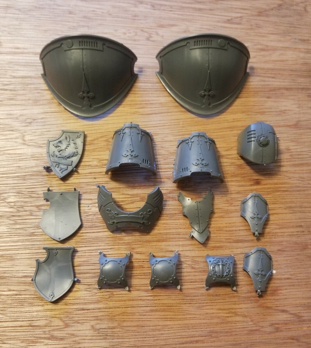 Warhammer 40k Imperial Knight Armour Bits | eBay