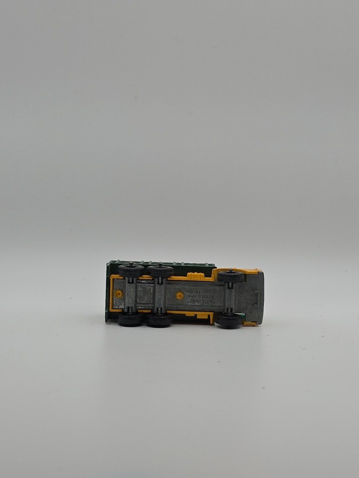 MATCHBOX LESNEY LOT OF 5 TRUCKS - TIPPAX REFUSE - STAKE TRUCK -GRIT ...