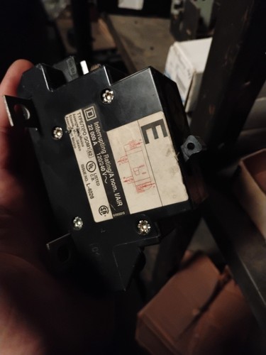 Square D QOM100VH Circuit Breaker 100 Amp 2 Pole 120/240 VAC QOM1 ...