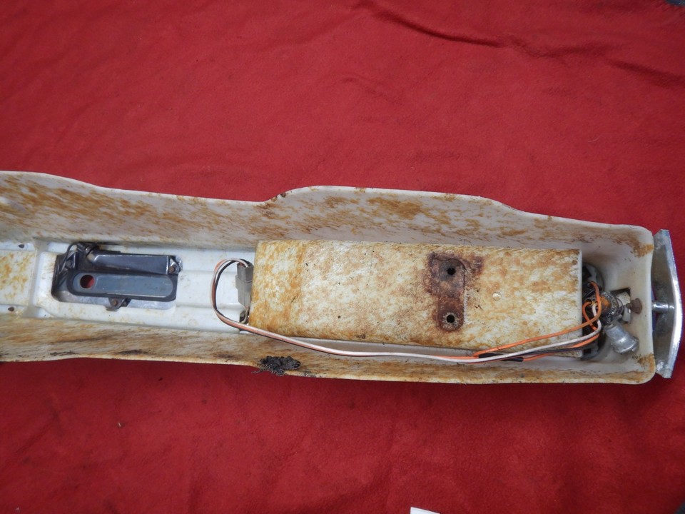 64 65 OLDSMOBILE CUTLASS 442 AUTOMATIC TRANSMISSION CENTER CONSOLE 1965 ...