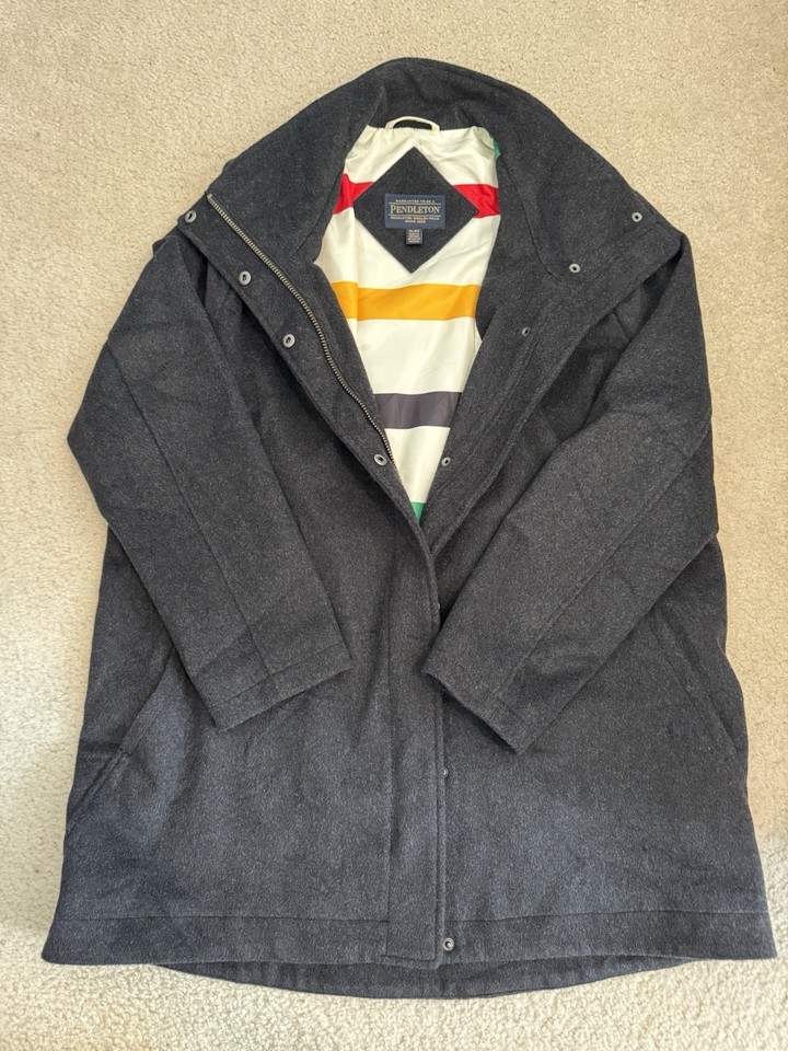 Pendleton Campbell Wool Coat Women's Medium Charcoal Hudson Bay Stripe ...