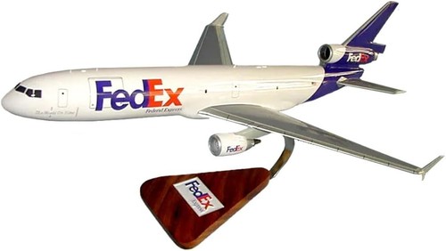 FedEx Express McDonnell Douglas MD-11F Desk Top Display Model 1/100 SC ...