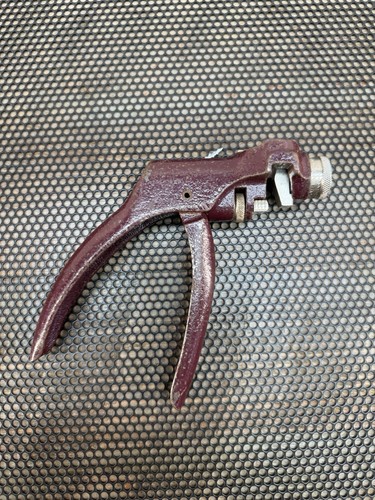 Vintage Original Maroon Stanley No. 42W Pistol Grip Saw Set Made in USA ...