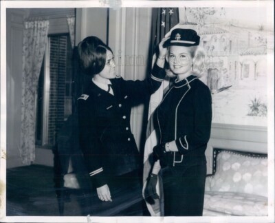 1968 Press Photo Blond Judith A Ford Miss America Military Uniform Lt P ...