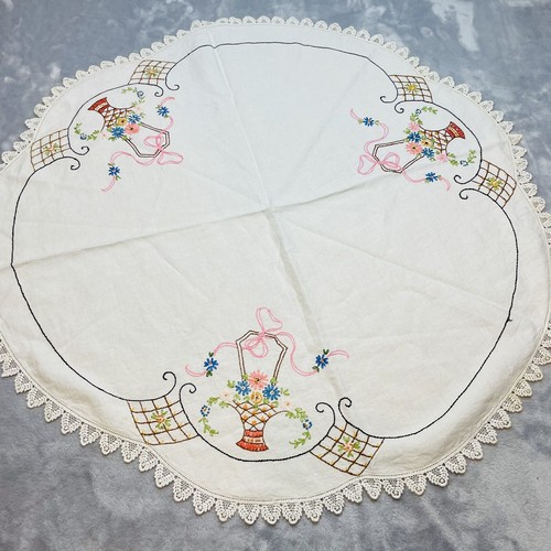 Vintage Embroidered Dresser Table Scarf Doily Round Floral Ivory ...
