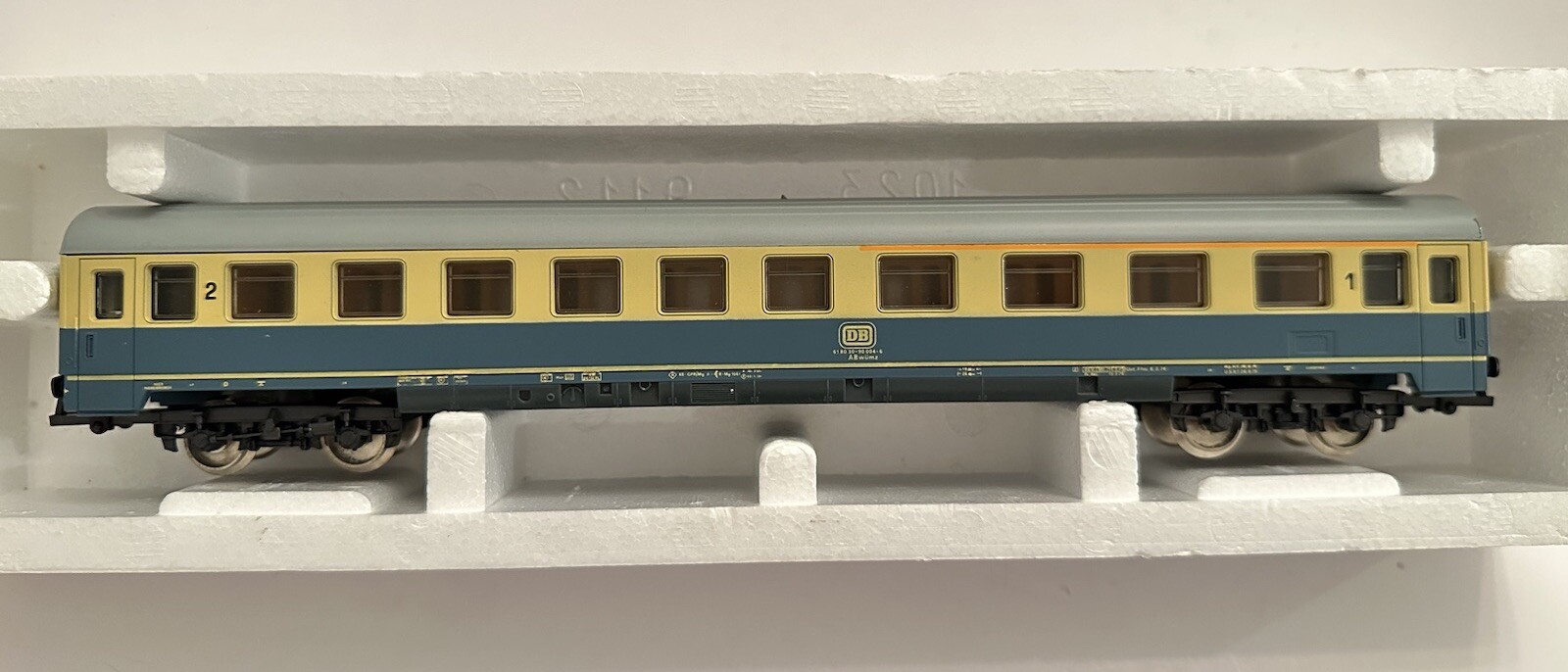 Lima HO Scale Passenger Car #9330 | eBay