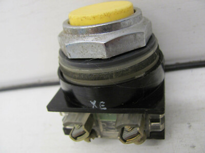 GENERAL ELECTRIC PUSHBUTTON SWITCH YELLOW W/ CR104P 2-POS CONTACT USED ...