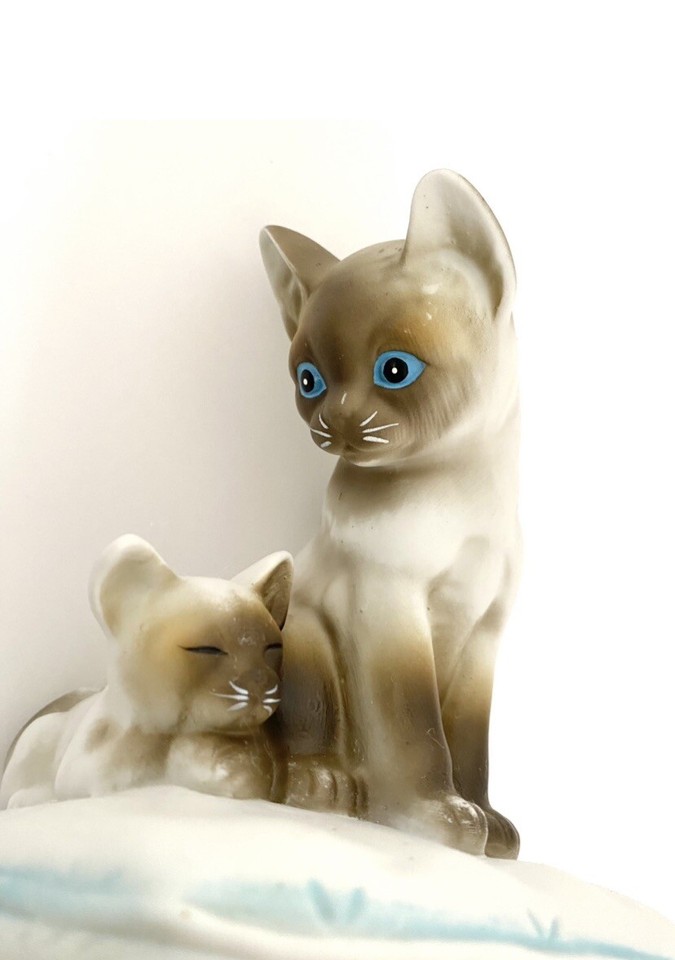 Vintage 1982 Mann Music Box Siamese Cat Kitten Plays -You Light Up My ...