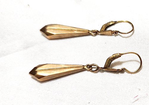 VINTAGE GOLD EARRINGS MARKED 333/ 8 CARAT GOLD | eBay