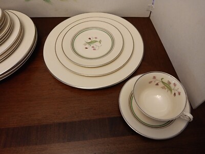 Syracuse China Corabel, 20 Piece Set, Cup Saucer Dinner Dessert Salad ...