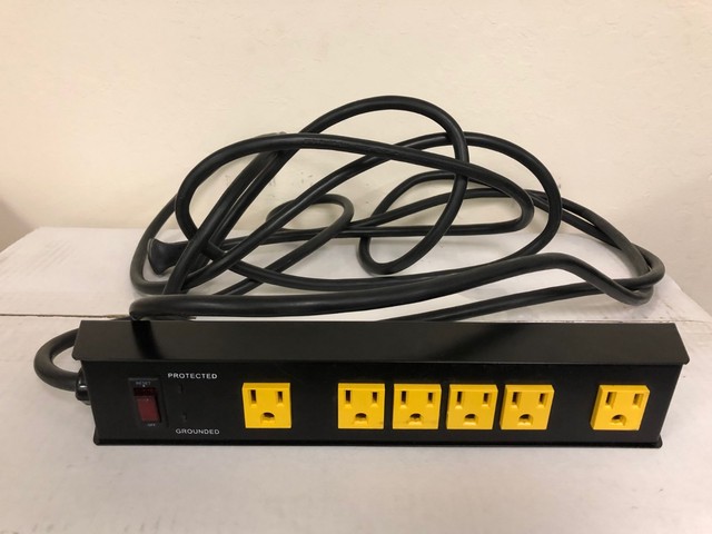 Utilitech UTPB2135 Relocatable Power Tab 6 Outlet 1150 Surge Protector ...