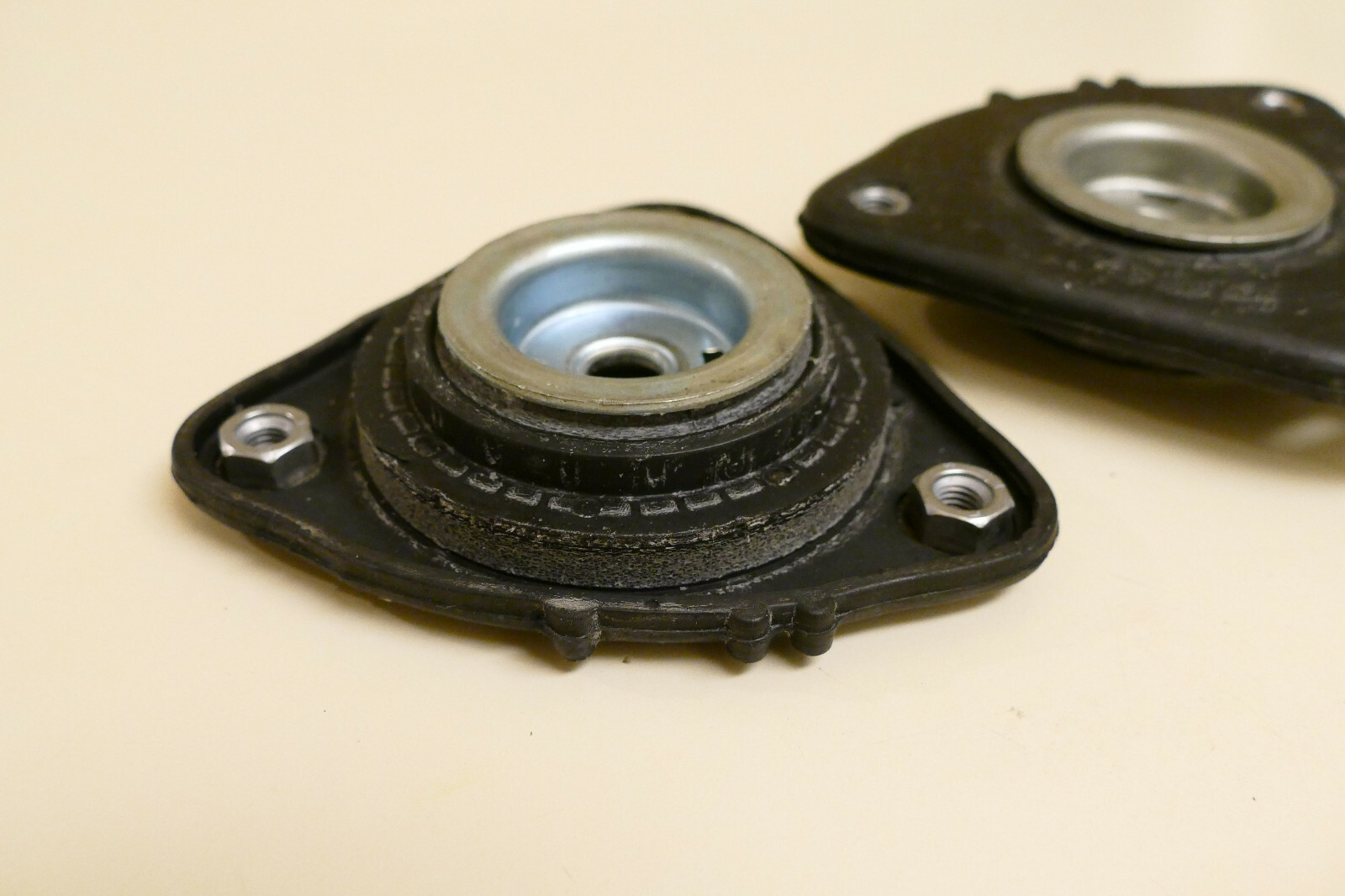 Suspension Strut Mount-FWD Sachs 802458 30681546 Volvo C30 S40 V50 ...