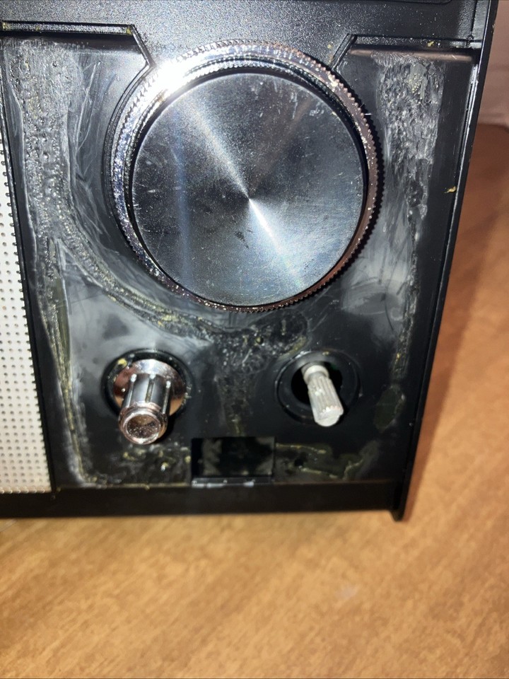 Realistic Patrolman Radio Shack SW-60 6 Band AM FM SW VHF Radio 12-779 ...