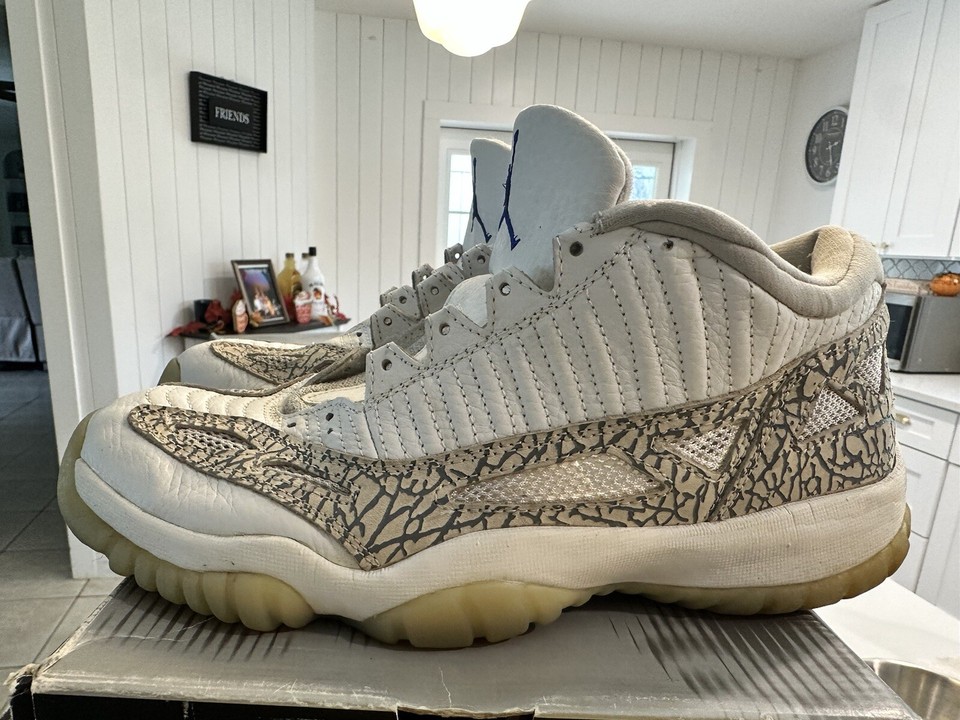 Size 10 - Air Jordan 11 Retro IE 2003 Low Cobalt | eBay