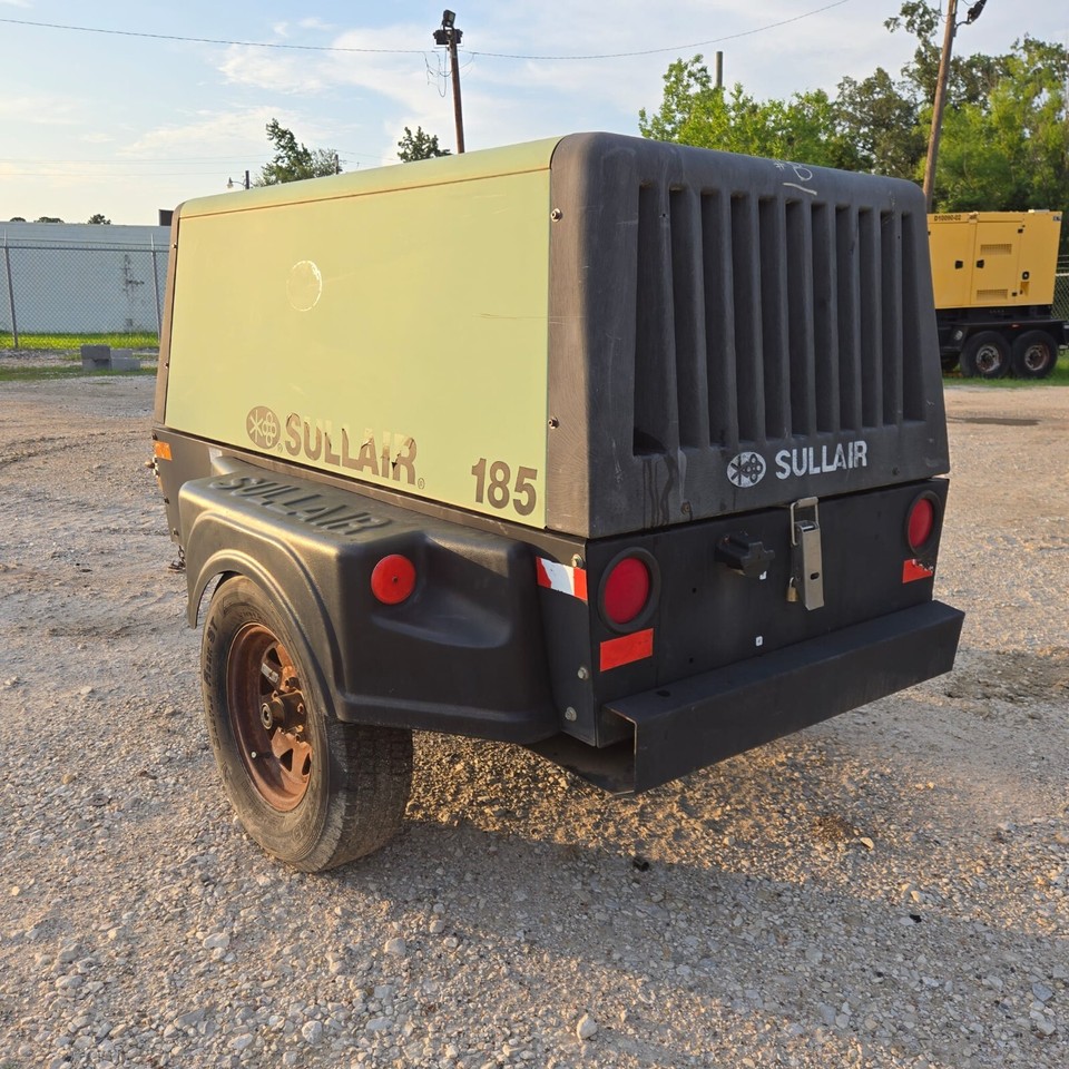 Sullair 185CFM W/ Perkins engine Portable Air Compressor 185CFM - 125 ...