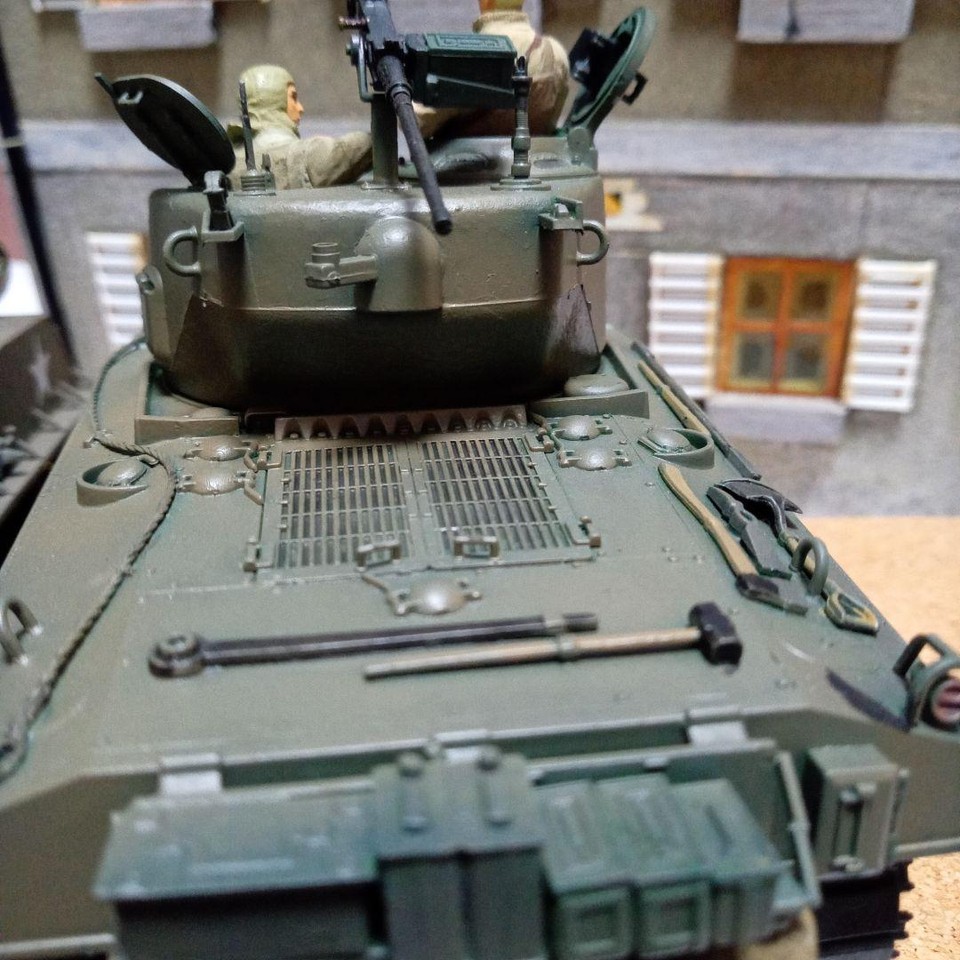 Tamiya Academy American Tank M4 Sherman Model Kit With 2 Lorries 1/35 ...