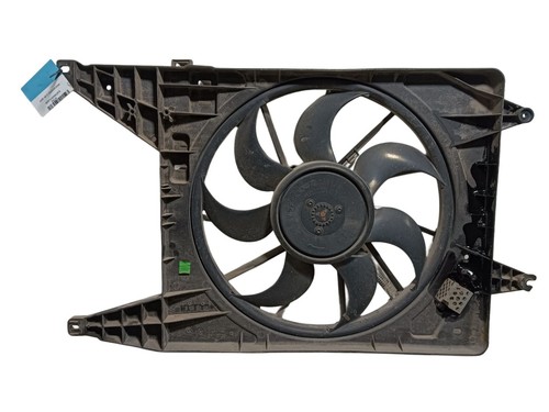 214815057R VENTILATEUR / 8200765566B / 1817243 POUR DACIA SANDERO 1.2 ...