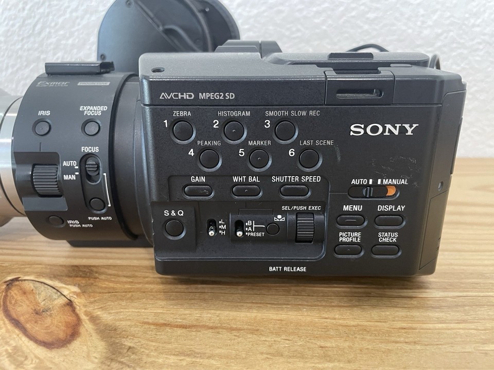 Sony NEX-FS100U Super 35mm Video Camcorder NEX-FS100 | eBay