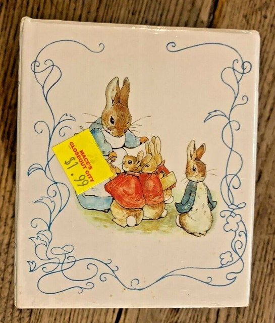 Peter Rabbit Ser.: The Miniature World of Peter Rabbit : 12-Copy ...