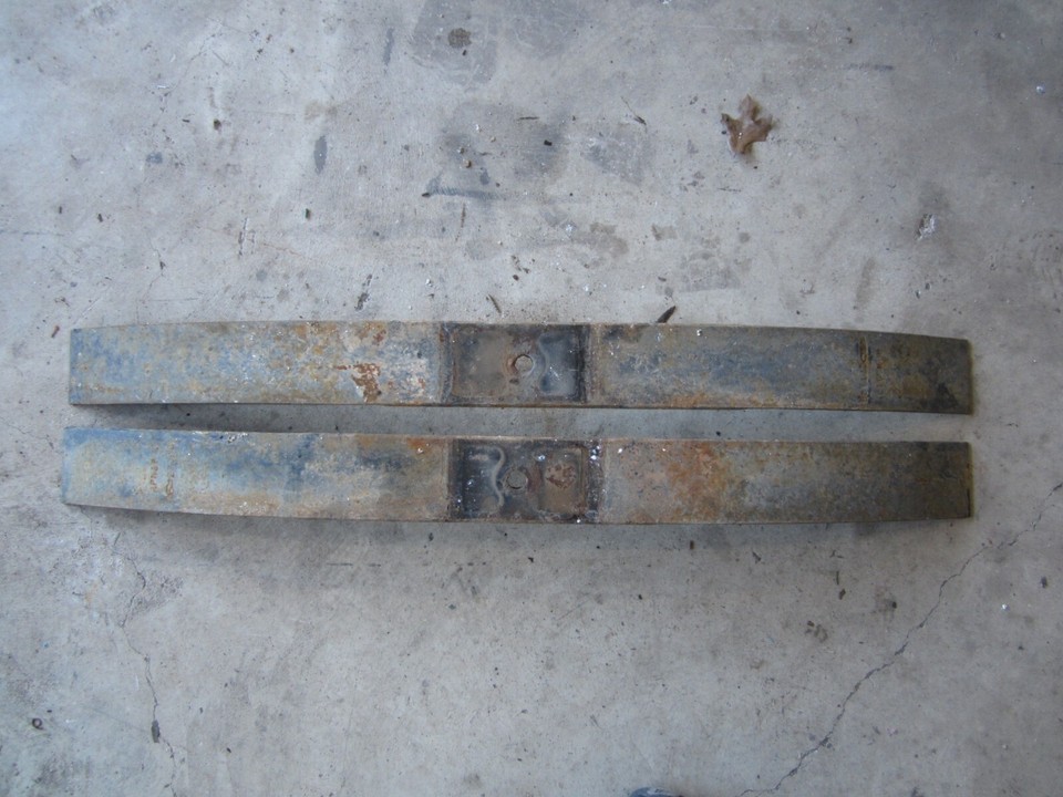 1980 - 1997 Ford F250 F350 Rear Upper Overload / Auxiliary Leaf Springs ...