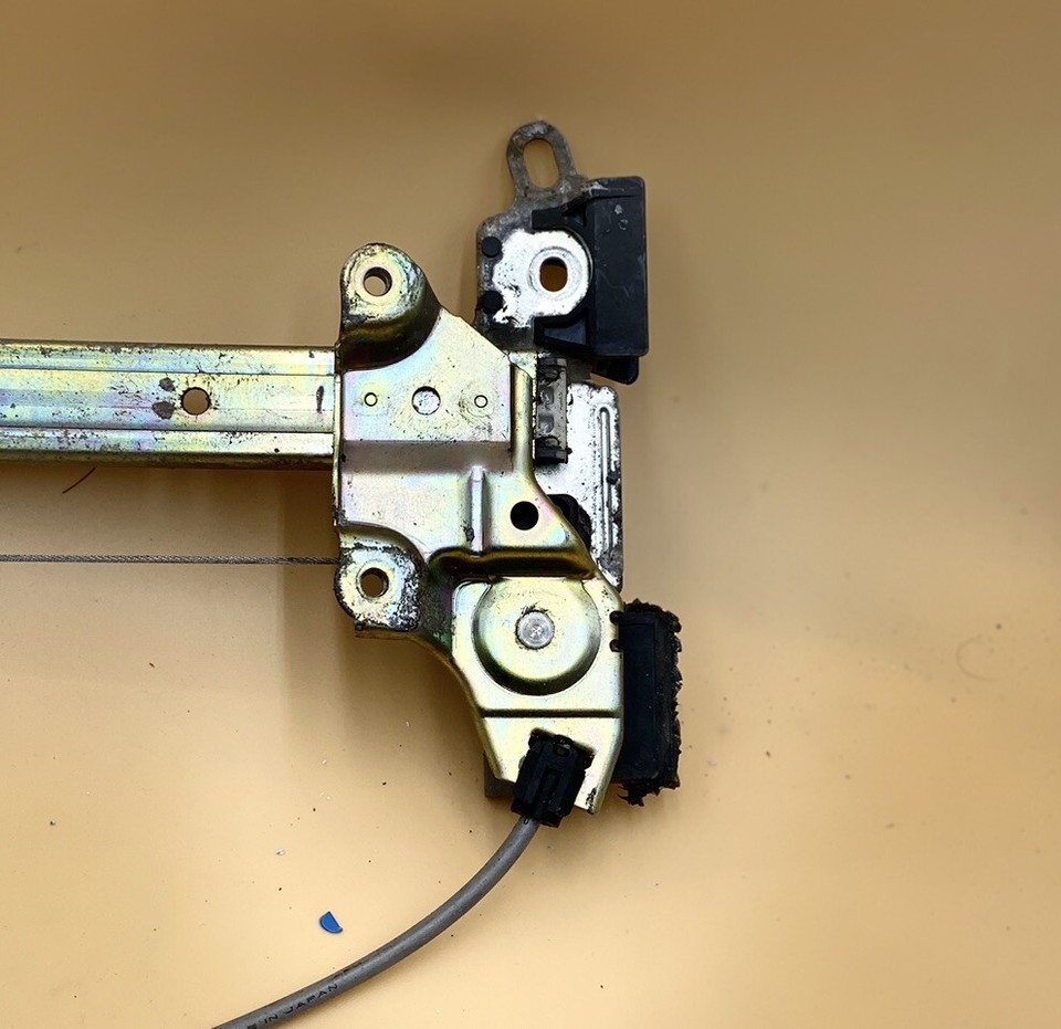 TOYOTA 4RUNNER BACK DOOR LIFT GATE WINDOW LIFT REGULATOR WITH MOTOR ...