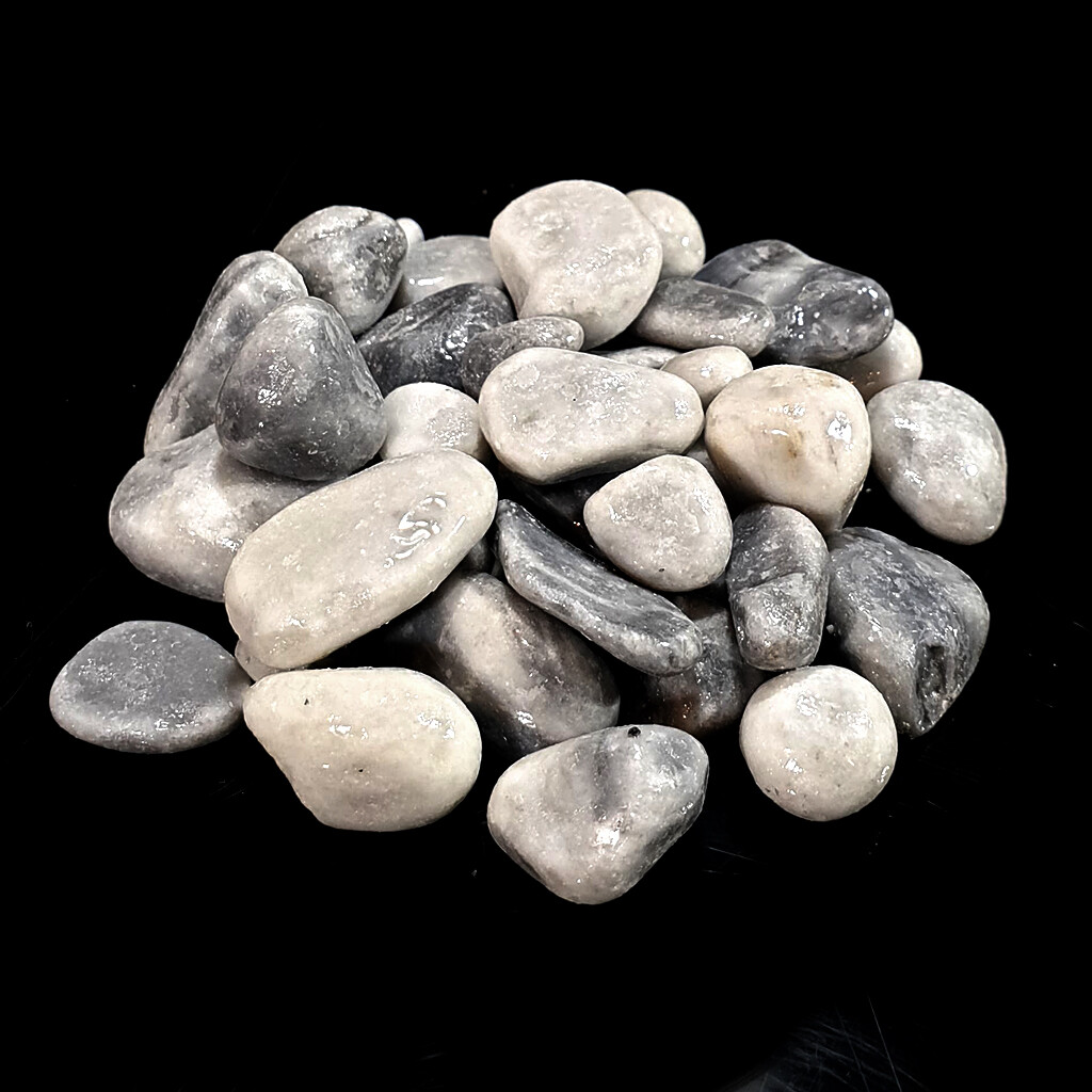 Natural Pebbles Light Grey 5 to 20 mm for terrariums or plant pot ...