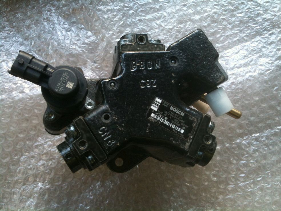 PEUGEOT BIPPER DIESEL HIGH PRESSURE PUMP 1.3 55237690 0445010311 199 A9 ...
