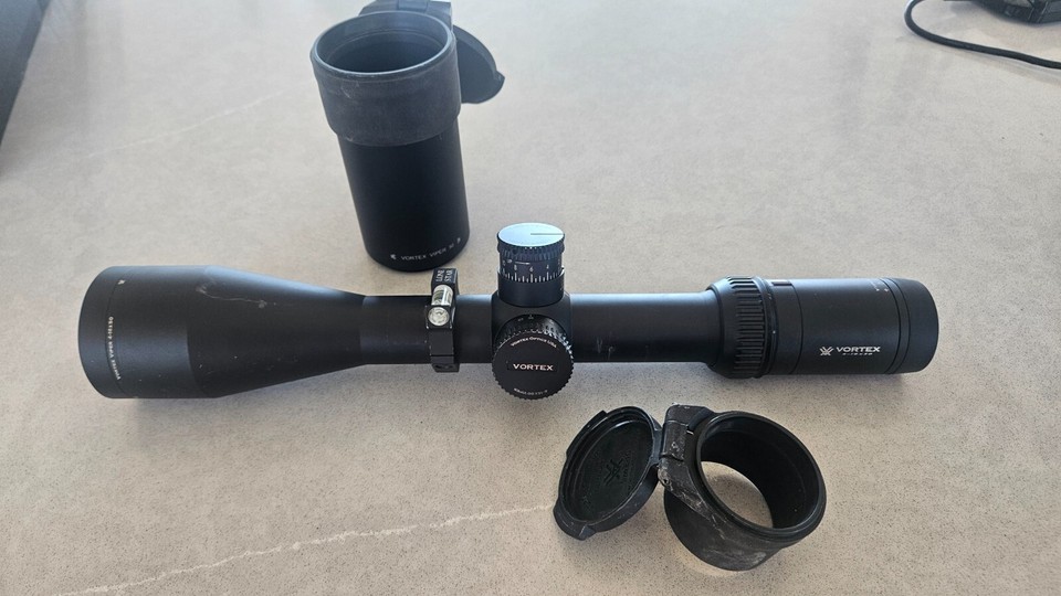 Vortex Viper HS LR 4-16x50 30mm FFP Rifle Scope VHS 4313 LR XLR MOA ...