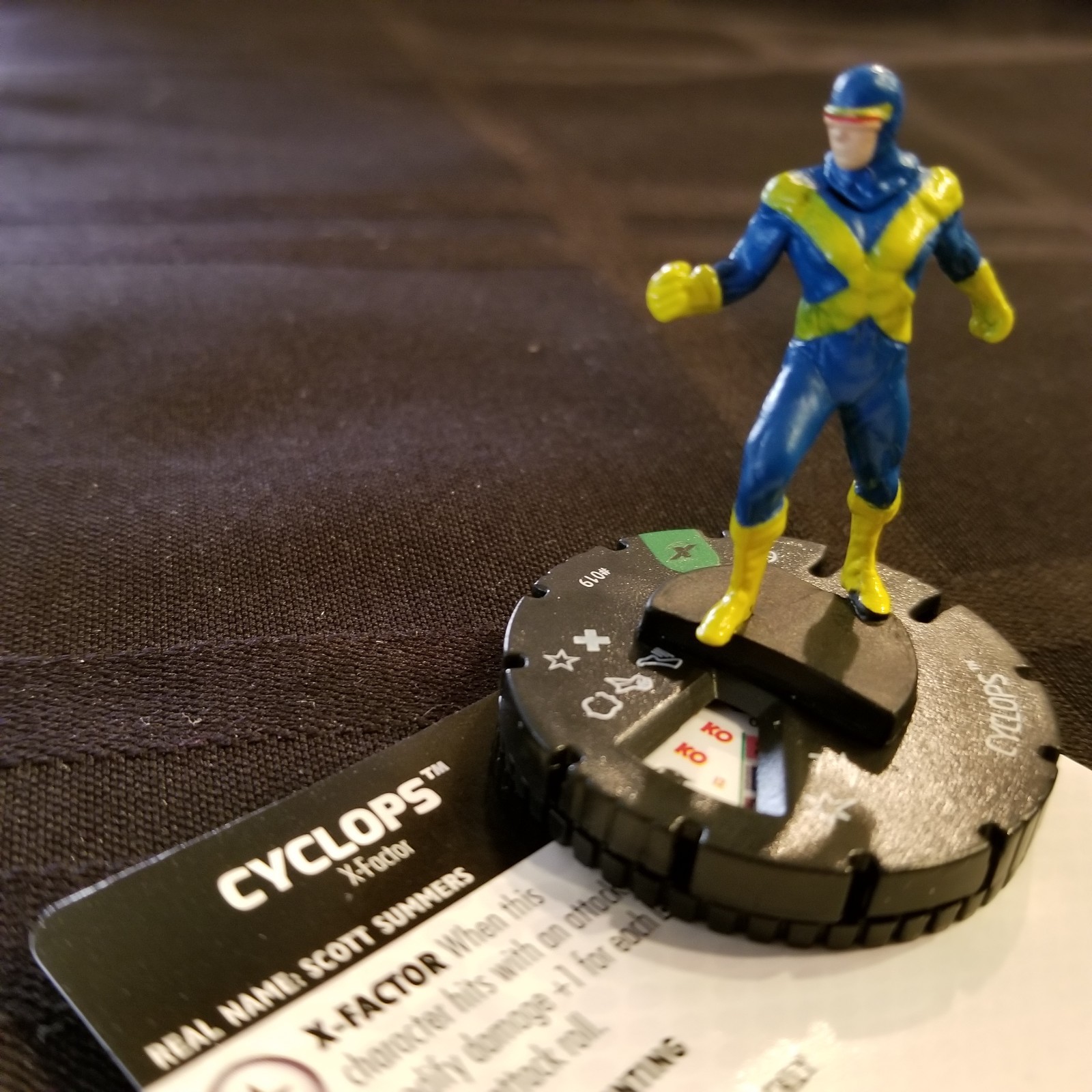CYCLOPS - 019 Uncommon - X-Men Xavier's School Heroclix Set #19 | eBay