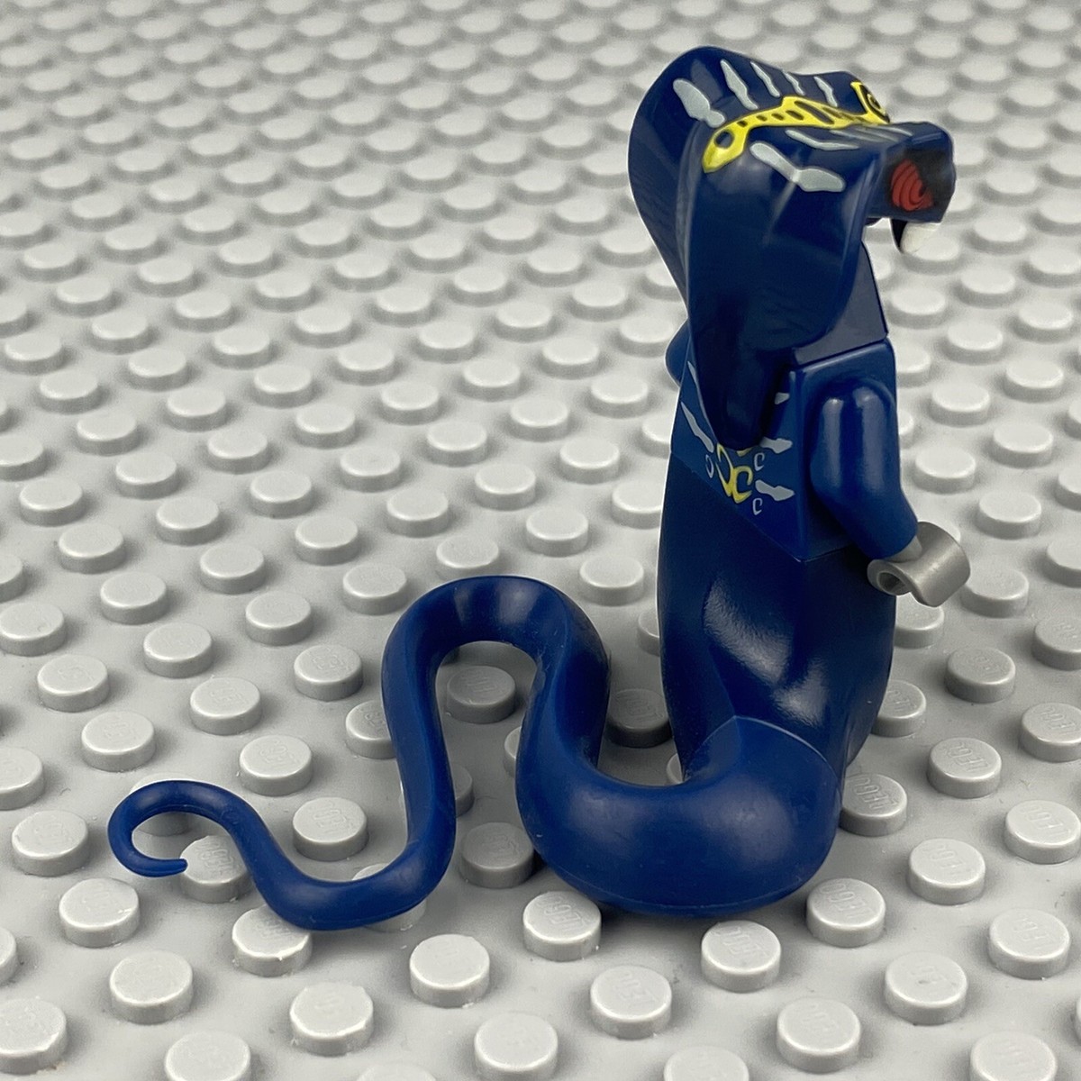 Lego Ninjago General Snake