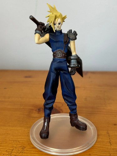 Final Fantasy VII 7 Cloud Strife Plastic Figure Trading Arts Vol 1 FF7 | eBay