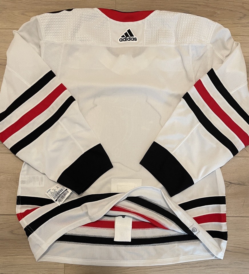 NEW Adidas MiC Chicago Blackhawks Team Issue Authentic White Road ...