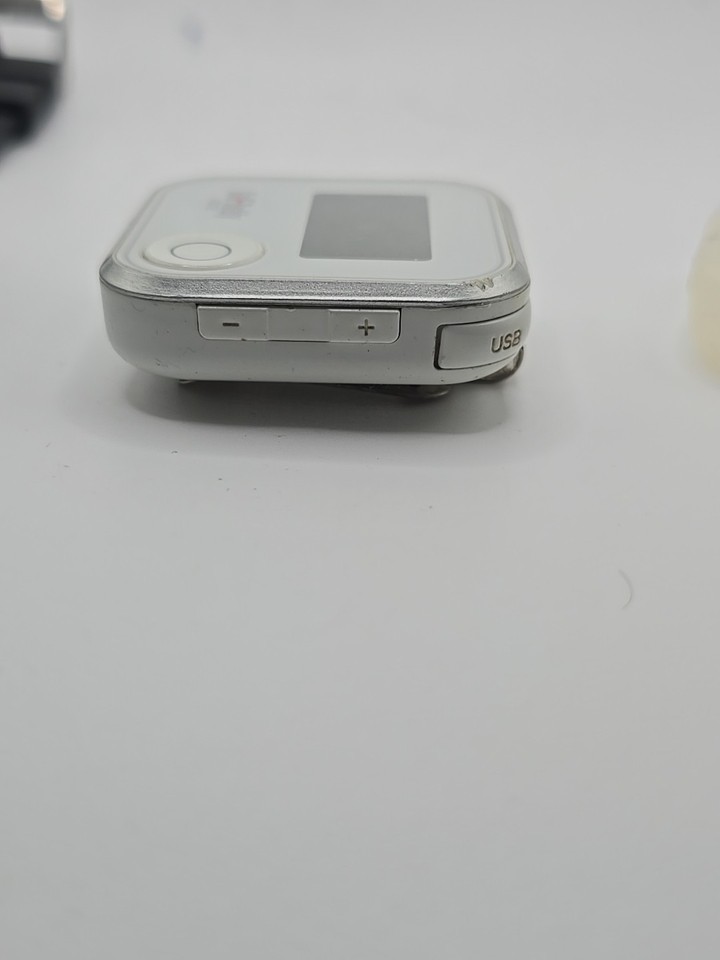 Golf Buddy Voice DSC-GB700 GPS Rangefinder (Unit, Strap & Cover) | eBay