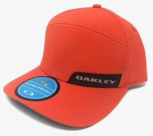 Oakley Men's Voyage Water Repellent 5 Panel Adjustable Hat Cap in ...
