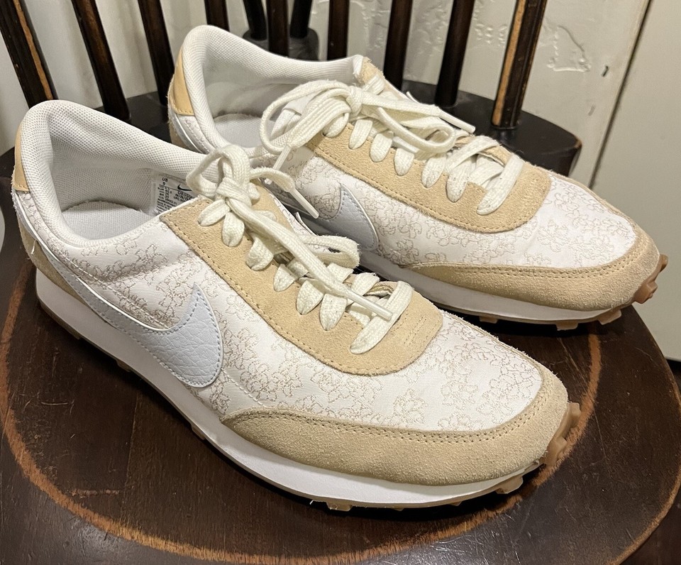 Nike Daybreak SE Beige/White Floral Embroidery Sneakers Shoes | eBay