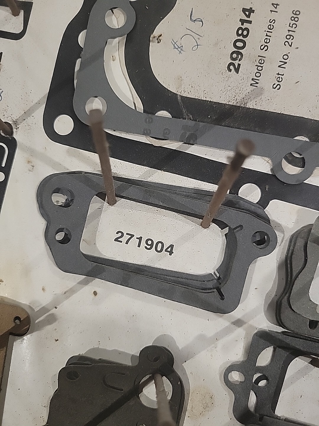 5x BRIGGS AND STRATTON VALVE COVER GASKET, 271904. NOS. (349) | eBay