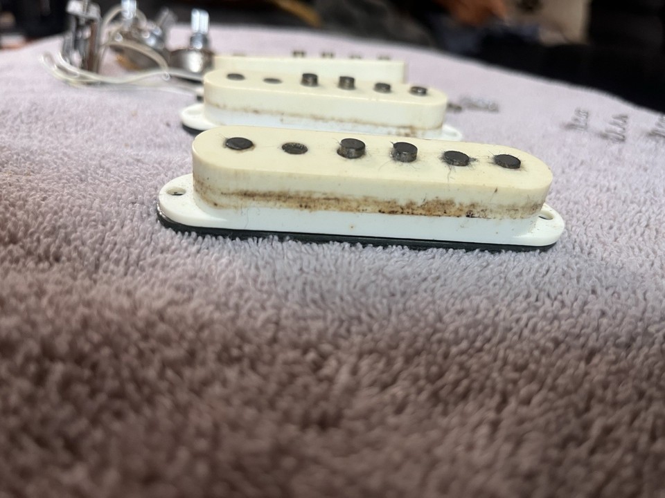 1973 Fender Stratocaster Electronics. Pickups,pots And Switch. Factory ...